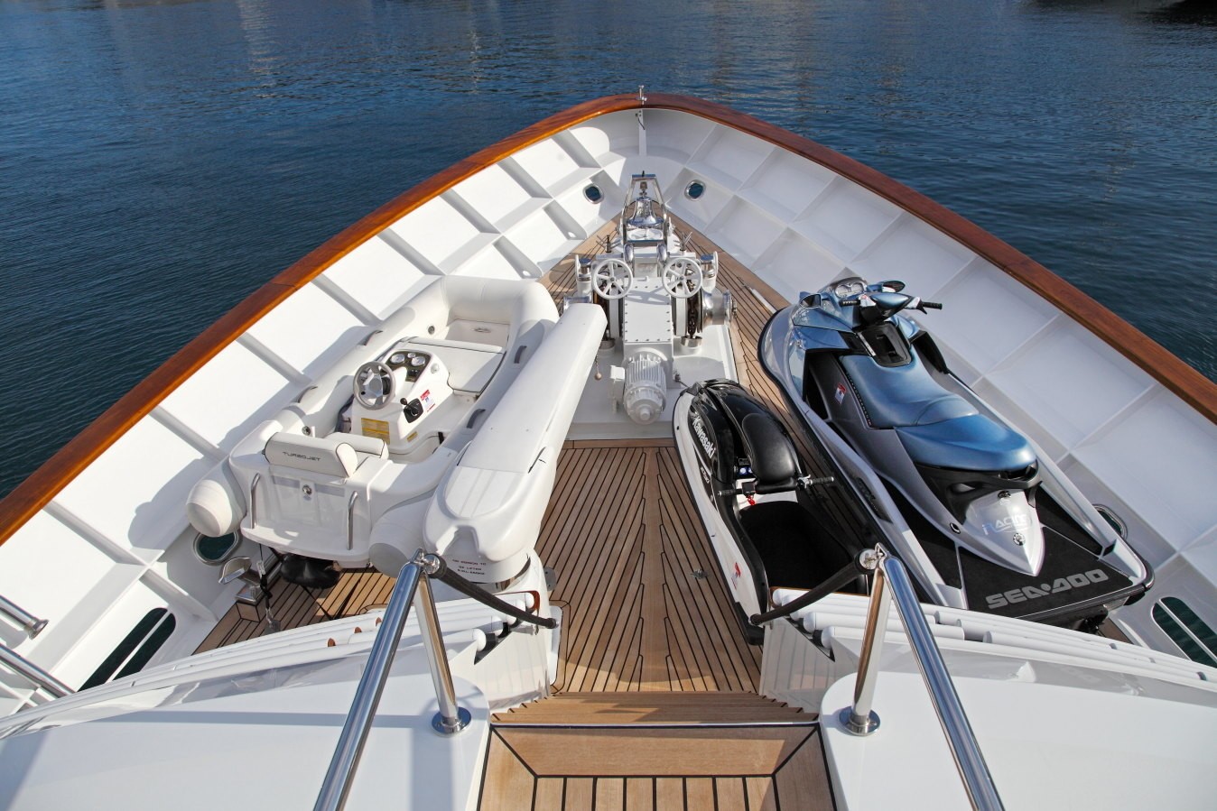 Yacht TUGATSU, Feadship | CHARTERWORLD Luxury Superyacht Charters